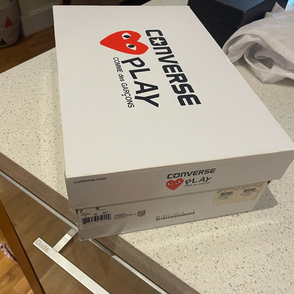 Barneys New York White Shoe Box - Gem